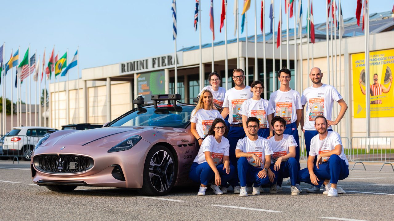 AIDA - Artificial Intelligence Driving Autonomous